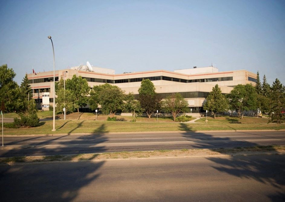 Twin Atria - 4999-98 Avenue, Edmonton, AB